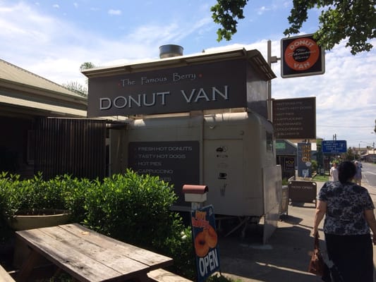 THE FAMOUS BERRY DONUT VAN - Updated March 2026 - 45 Photos & 22 Reviews - 65-87 Princes Hwy ...