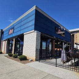 HUGH’S Q - Updated January 2026 - 100 Photos & 71 Reviews - 2117 US Hwy ...