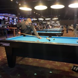 PYRAMID PIZZERIA & SPORTS BAR - Updated December 2025 - 113 Photos ...