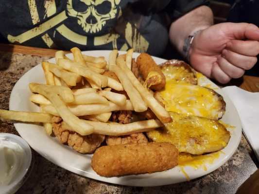 NEW JESTERS LOUNGE - Updated September 2024 - 20 Photos - 3112 N Center ...