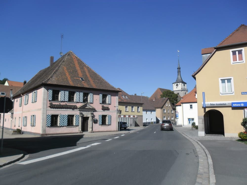 BRANDENBURGER HAUS - Arts & Entertainment - Hindenburgstr. 16 ...