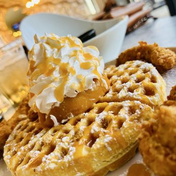 SOUTHERN QUEENZ RESTAURANT & BAR - Updated December 2025 - 356 Photos ...