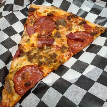 THE BIG SLICE - SPRINGFIELDS - Updated December 2025 - 15 Photos & 23 ...