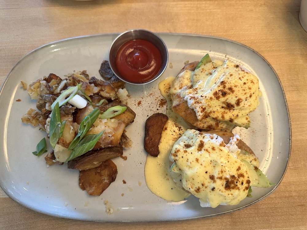 HARD BEAN BRUNCH - Updated July 2025 - 25 Photos - 110-909 West Cordova ...