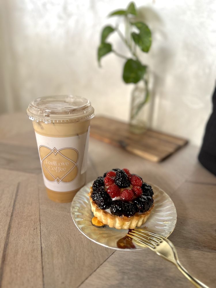 FEELLOVE COFFEE - Updated January 2025 - 390 Photos & 361 Reviews - 558 ...