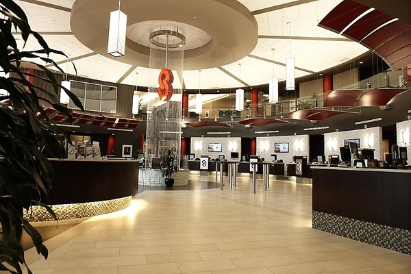 STEINBACH CREDIT UNION - Updated December 2025 - 1575 Lagimodiere ...