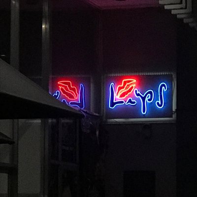 LIPS - Updated December 2025 - 12 Photos & 18 Reviews - Calle la Hija ...