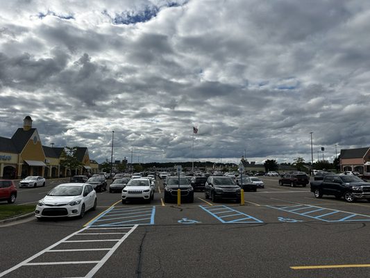 TANGER OUTLETS HOWELL - Updated October 2025 - 32 Photos & 79 Reviews ...