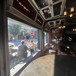 THE CROSSROADS BAR & GRILL - Updated December 2025 - 174 Photos & 343 ...