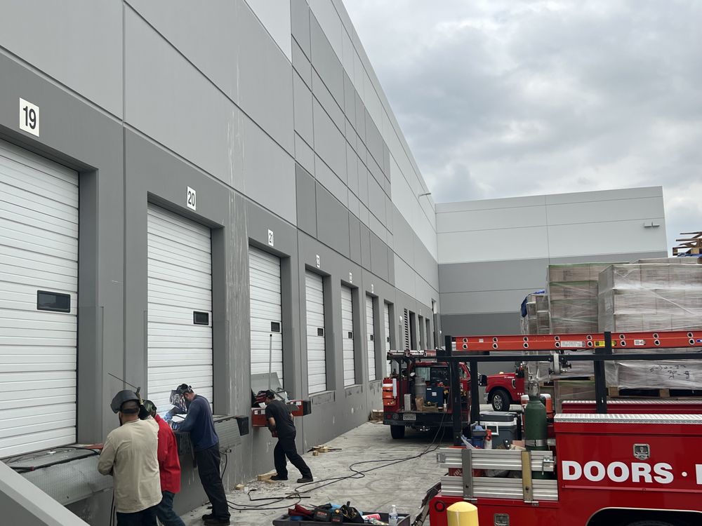 R&S OVERHEAD DOORS OF INLAND EMPIRE - Updated December 2025 - 20 Photos ...