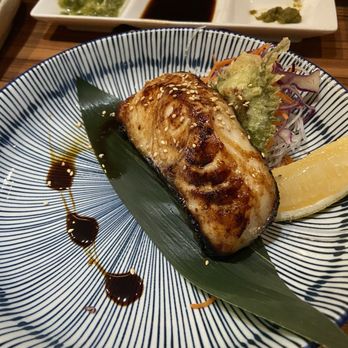 HASHIGO SUSHI - Updated October 2025 - 3469 Photos & 932 Reviews ...