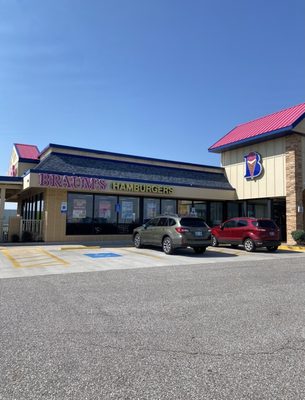 BRAUM’S ICE CREAM AND DAIRY STORE - Updated April 2025 - 25 Photos & 58 ...