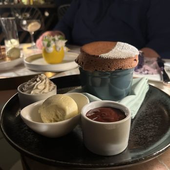 MEROIS - Updated 2024 - 835 Photos & 272 Reviews - 8430 Sunset Blvd ...