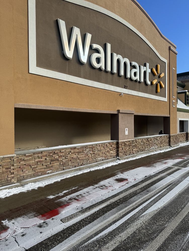 WALMART SUPERCENTER - Updated August 2024 - 12 Reviews - 561 Main St ...