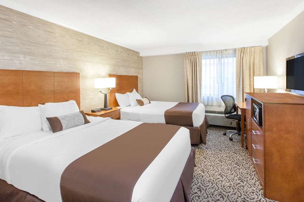 DAYS INN BY WYNDHAM DETROIT METROPOLITAN AIRPORT - Updated December ...