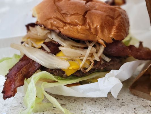 CHEESEBURGER FACTORY - Updated December 2025 - 79 Photos & 40 Reviews ...