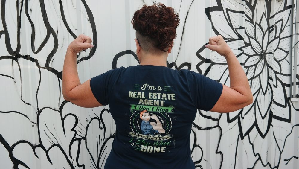 TAMI GUNN-RE/MAX RESULTS - Updated May 2024 - Contact Agent - 4123 26th ...