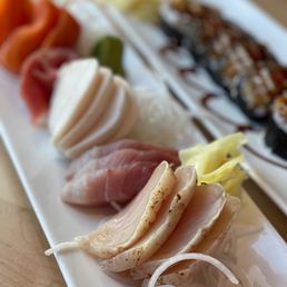 UMI KITCHEN AND SUSHI BAR - Updated October 2025 - 496 Photos & 327 ...