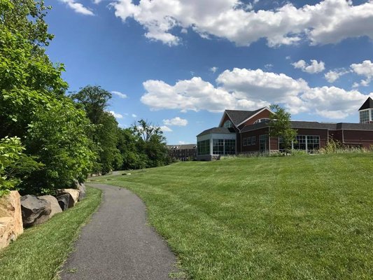 CLAYMONT PUBLIC LIBRARY - Updated October 2025 - 15 Photos - 400 Lenape ...