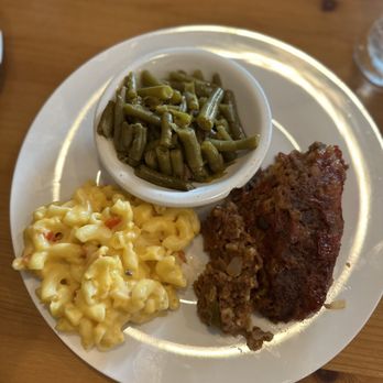 THE BLACKSBURG TAVERN - Updated October 2024 - 103 Photos & 209 Reviews ...