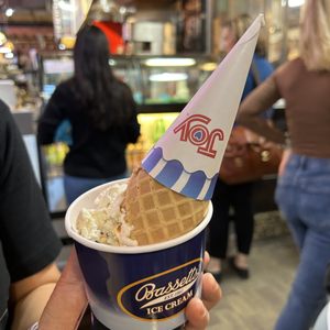BASSETTS ICE CREAM - 531 Photos & 498 Reviews - 45 N 12th St ...