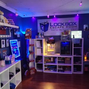 LOCKBOX ESCAPE ROOM - 101 Photos & 136 Reviews - 8490 W State Rd 84 ...
