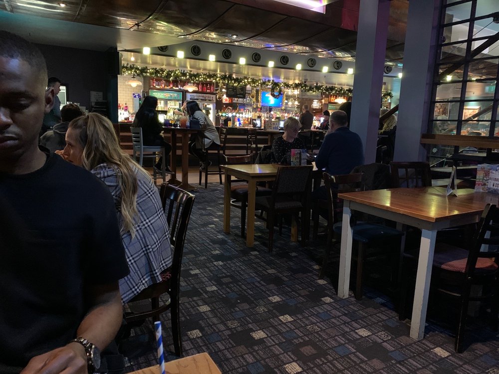 WETHERSPOONS - 13 Photos & 30 Reviews - Pubs - 49 Piccadilly ...