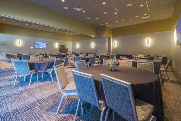 MAIN EVENT AVONDALE - Updated November 2024 - 201 Photos & 351 Reviews ...