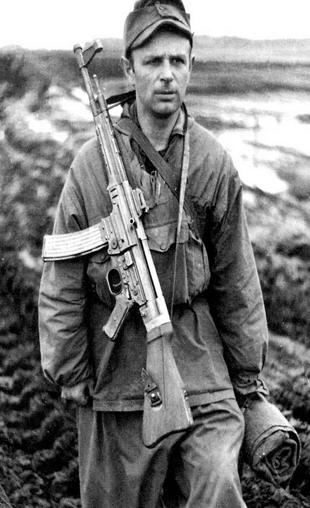 HESSEN ANTIQUE - Updated July 2025 - 189 Cobb Pkwy N, Marietta, Georgia ...