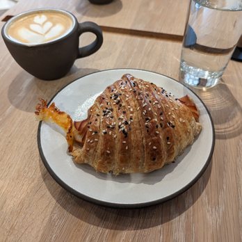 ELLER BAKERY - Updated July 2024 - 407 Photos & 226 Reviews - 1651 ...