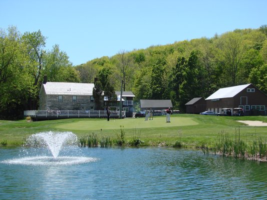 DONNYBROOK COUNTRY CLUB - Updated December 2025 - 775 Williamstown Rd ...