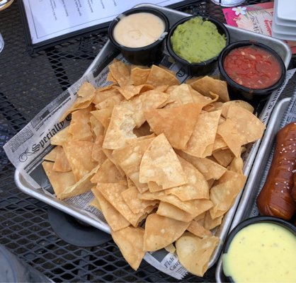 JOHNNY BLACK’S PUBLIC HOUSE - 278 Photos & 324 Reviews - 35000 Moravian ...