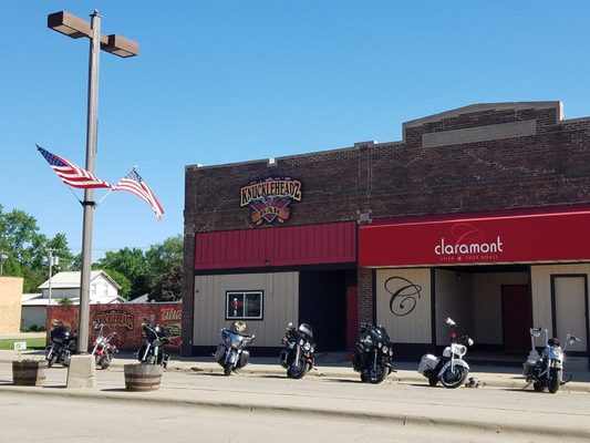 KNUCKLEHEADZ BAR - Updated December 2025 - 12 Photos - 117 E 2nd St, Laurel, Nebraska - American ...
