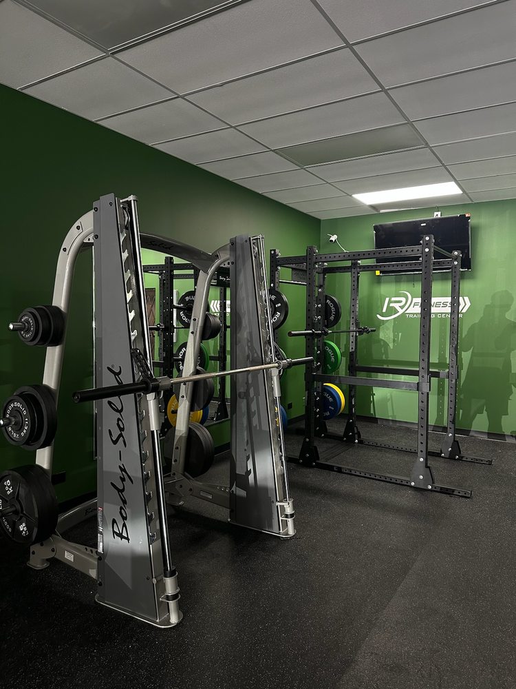 IR FITNESS TRAINING CENTER - Updated October 2025 - 15 Photos - 4517 N ...