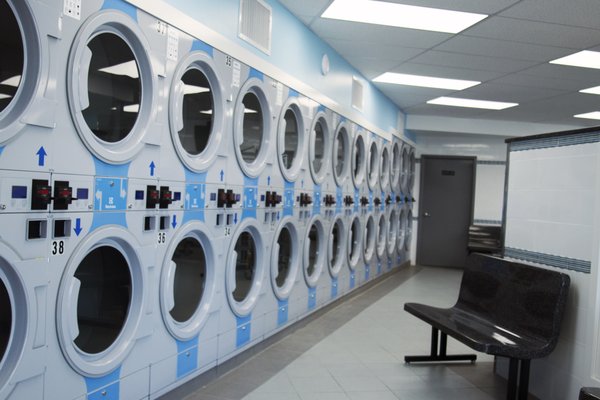 GIANT LAUNDRY - Updated January 2026 - 26 Photos & 25 Reviews - 233 ...