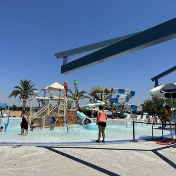 NORTH NATOMAS AQUATICS COMPLEX - Updated October 2025 - 40 Photos & 43 ...