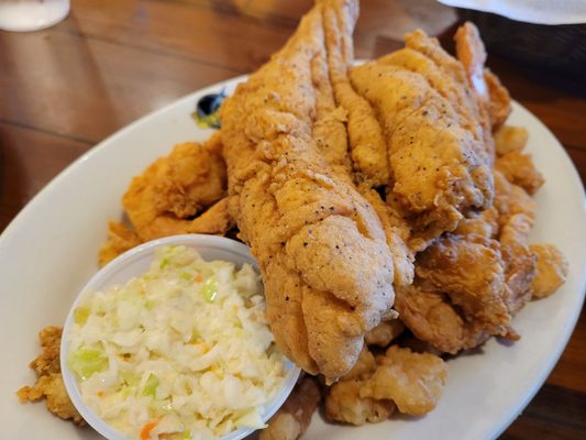 SILVER BAY SEAFOOD OF SIMPSONVILLE - Updated December 2025 - 94 Photos ...