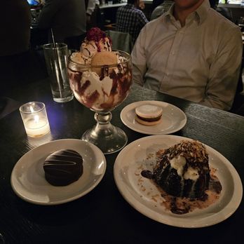 EL CHE STEAKHOUSE & BAR - 749 Photos & 381 Reviews - 845 W Washington ...