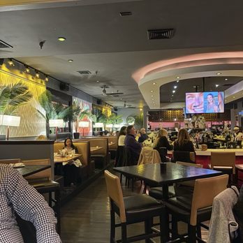 EMBARGO - Updated December 2025 - 348 Photos & 509 Reviews - 453 Main ...