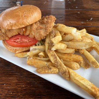 THE UGLY GROUPER - 1203 Photos & 1341 Reviews - 5704 Marina Dr, Holmes ...