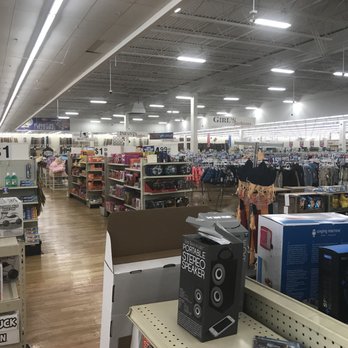 ROSES STORES - Updated December 2025 - 261 Mercer Mall Rd, Bluefield ...