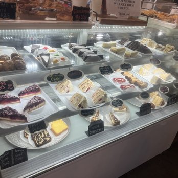 DUNEDIN COFFEE COMPANY & BAKERY - Updated January 2025 - 340 Photos ...