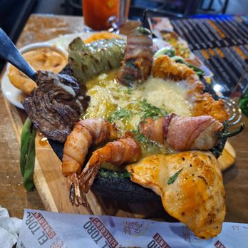 EL TORO SINALOENSE - Updated March 2025 - 61 Photos & 27 Reviews - 2212 ...