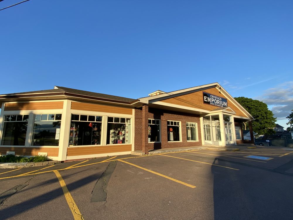 CRYSTAL’S EMPORIUM THRIFT & FURNITURE - Updated August 2025 - 9439 Rue ...
