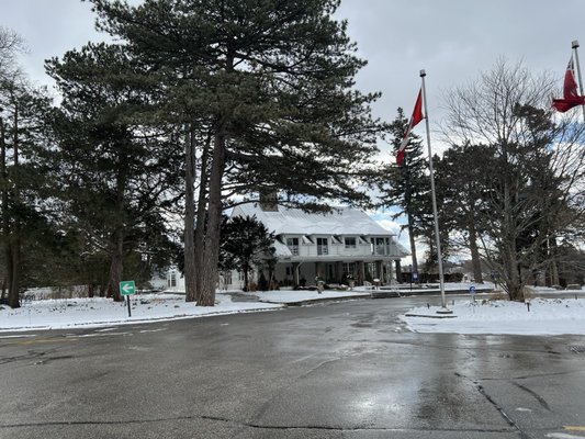 DONALDA CLUB - Updated December 2025 - 11 Photos - 12 Bushbury Drive ...