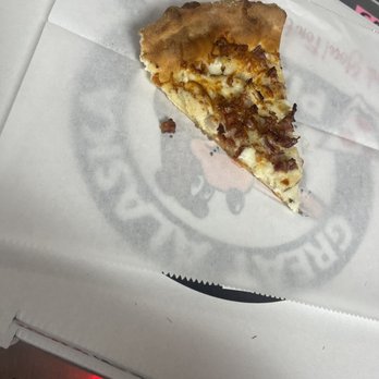 GREAT ALASKAN PIZZA - Updated May 2025 - 26 Photos & 37 Reviews - 9001 ...