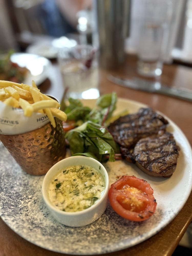 HOWIES - Updated December 2025 - 360 Photos & 216 Reviews - 10-14 ...