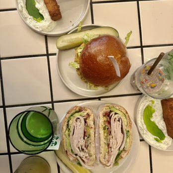 MIDDLE CHILD CLUBHOUSE - Updated May 2024 - 509 Photos & 209 Reviews ...