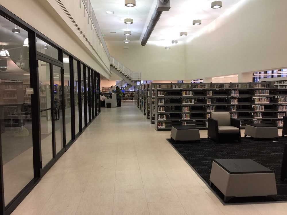 GARY PUBLIC LIBRARY - Updated October 2025 - 10 Photos - 220 W 5th Ave ...