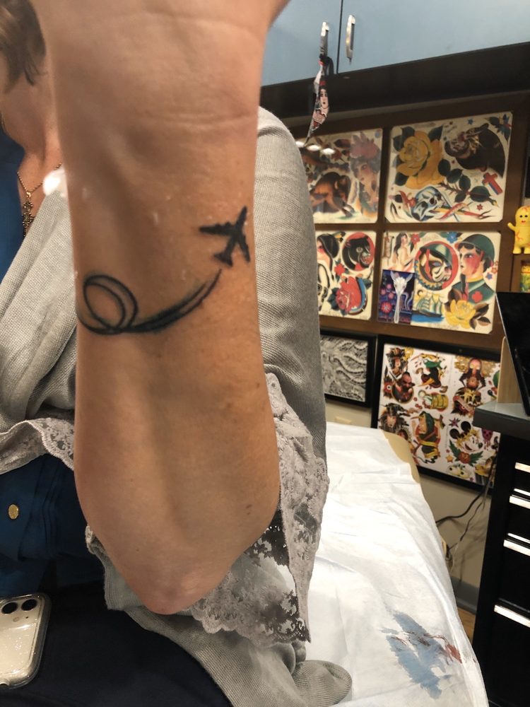 SOLID STATE TATTOO - 59 Photos & 37 Reviews - 2660 S Kinnickinnic Ave ...